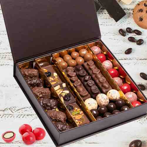 Online Chocolates Delivery France | Send Chocolate Basket